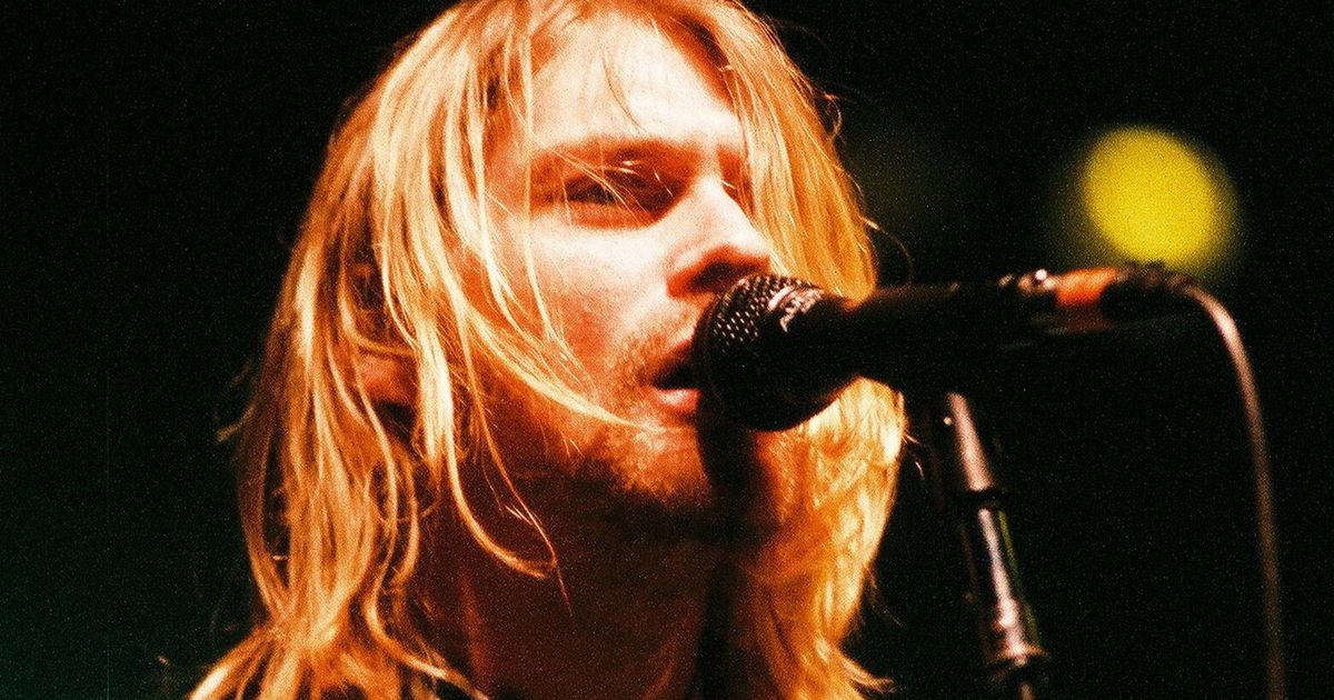Kurt Cobain’s famed Fender is part of $1 billion collection going to ...