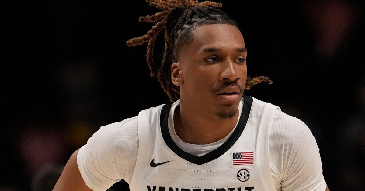 How former Huskies hoopsters fared after exiting via transfer portal ...
