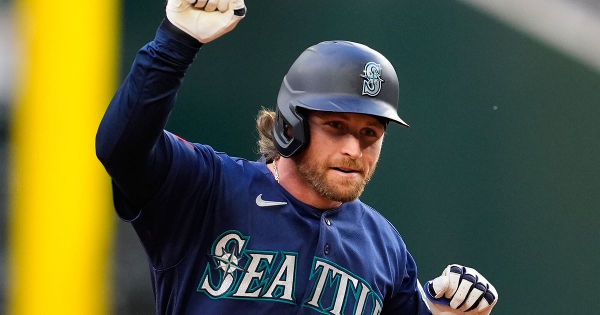 Photos: Mariners fail to stop losing streak against Texans | The ...