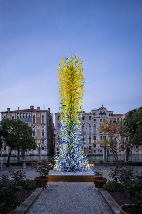 New Dale Chihuly artworks in Venice 30 years after ‘Chihuly Over Venice ...