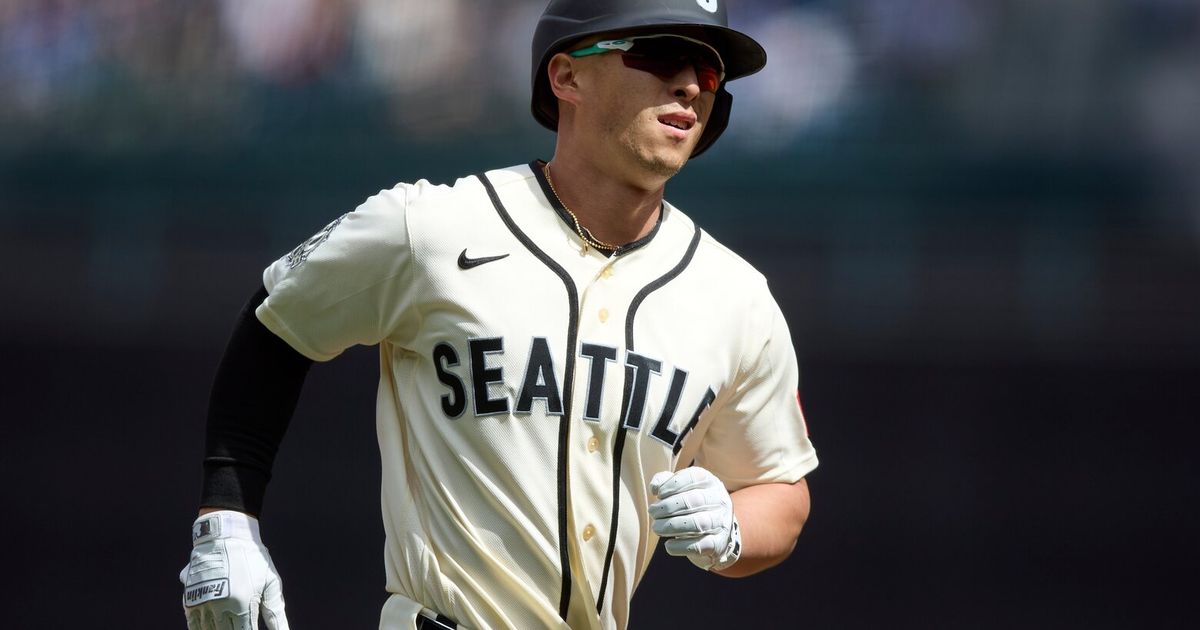 Rob Refsnyder busts out with first M’s home run | Mariners notebook ...