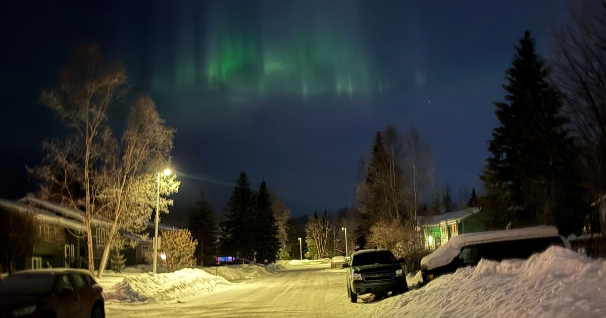 How many millions of pounds of snow were cleared from Anchorage this ...