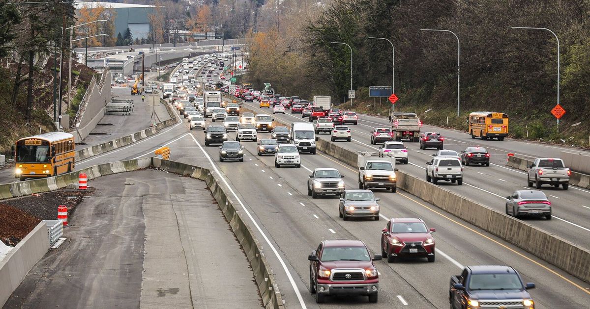 Seattle-area slowdowns ahead from I-405, Highway 18, light rail ...