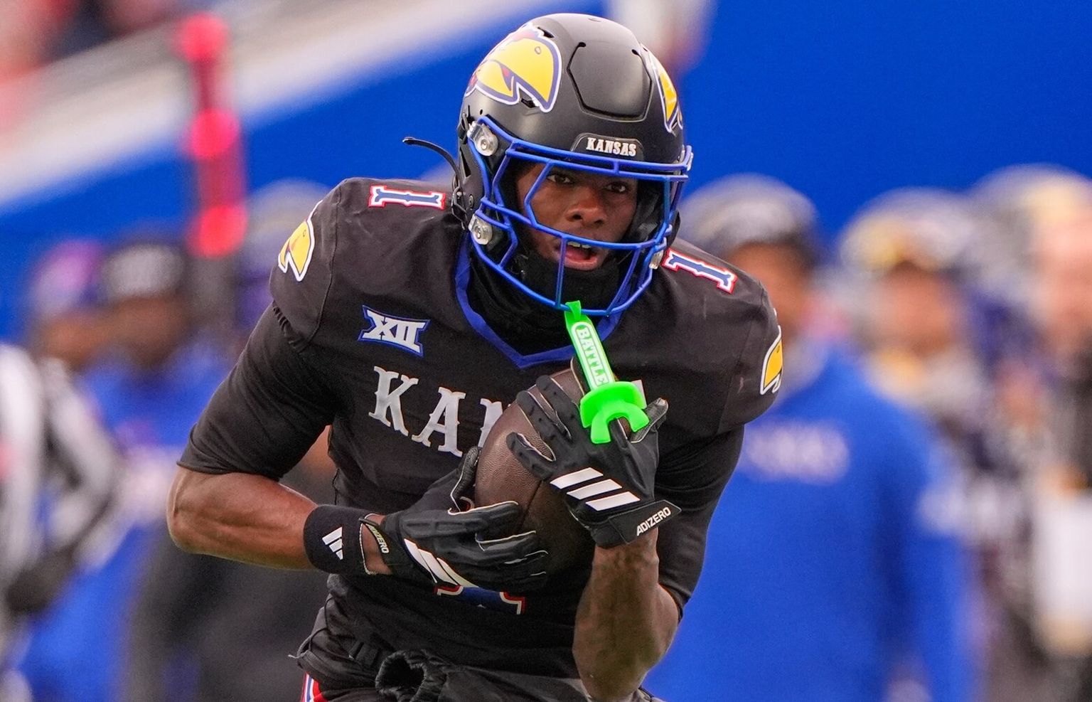 Get to know Seahawks’ seventh-round pick, Minnesota DT Deven Eastern ...