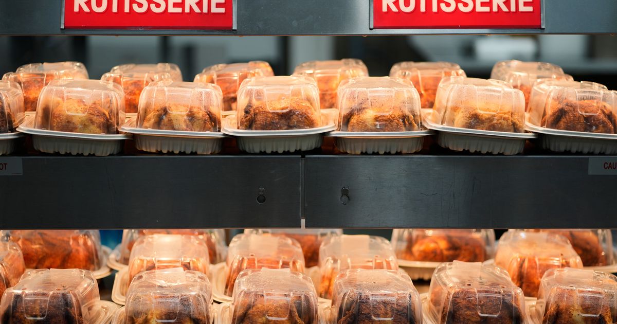 SNAP benefits don’t pay for rotisserie chicken. A bipartisan bill might ...