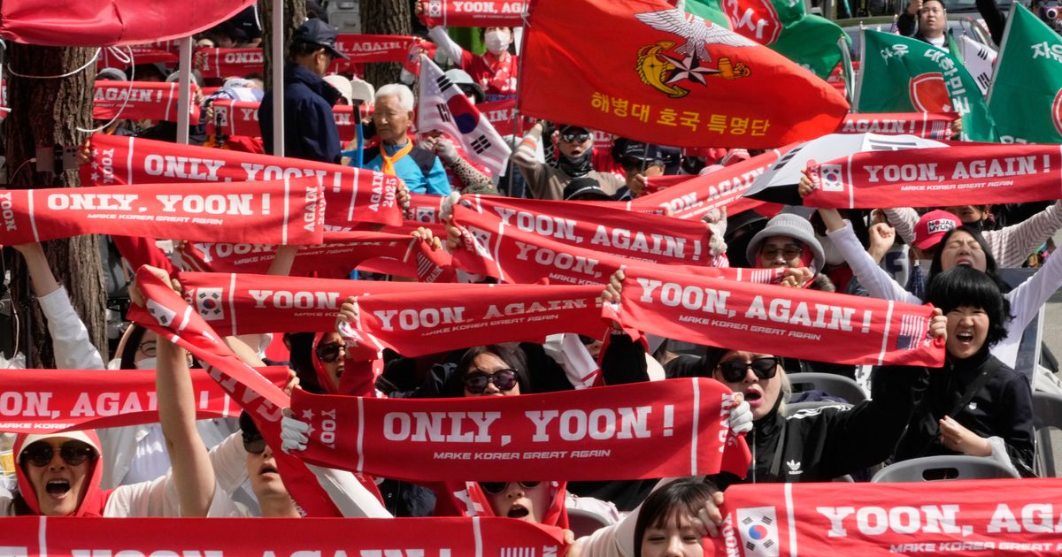 South Korean court sentences ex-President Yoon to 7 years for charges ...