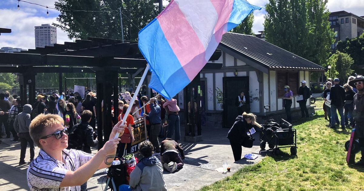 Trans rights supporters rally in Seattle, march on City Hall | The ...