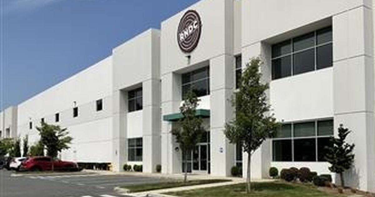 Alcohol distributor plans to lay off 267 in WA | The Seattle Times
