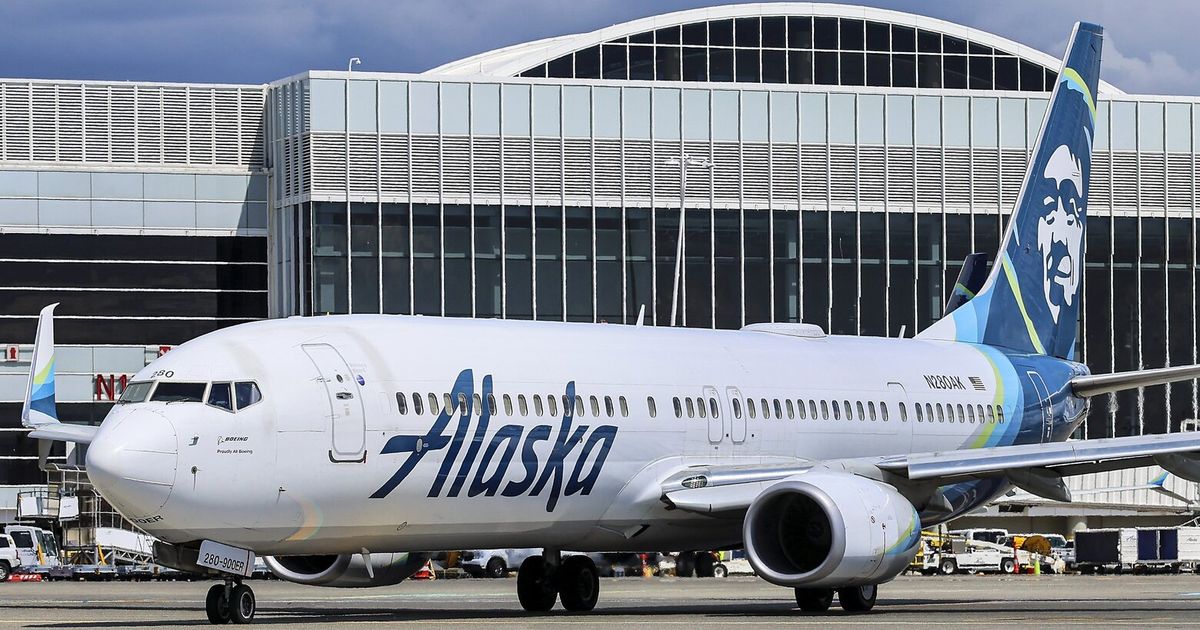 Alaska Airlines faces fine for allegedly boarding intoxicated ...