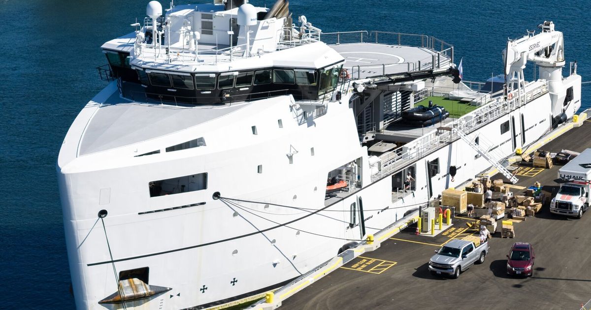 Zuckerberg’s armada? $100M support ship joins superyacht in Seattle ...