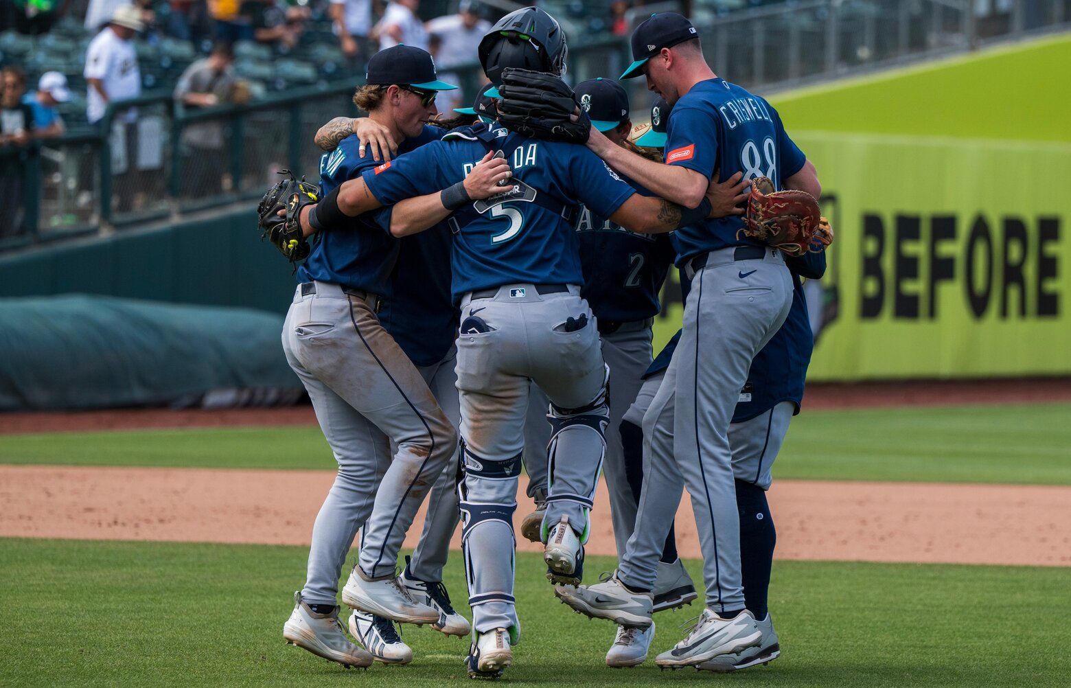 Victor Robles’ defense highlights Mariners’ strong defensive day | The ...