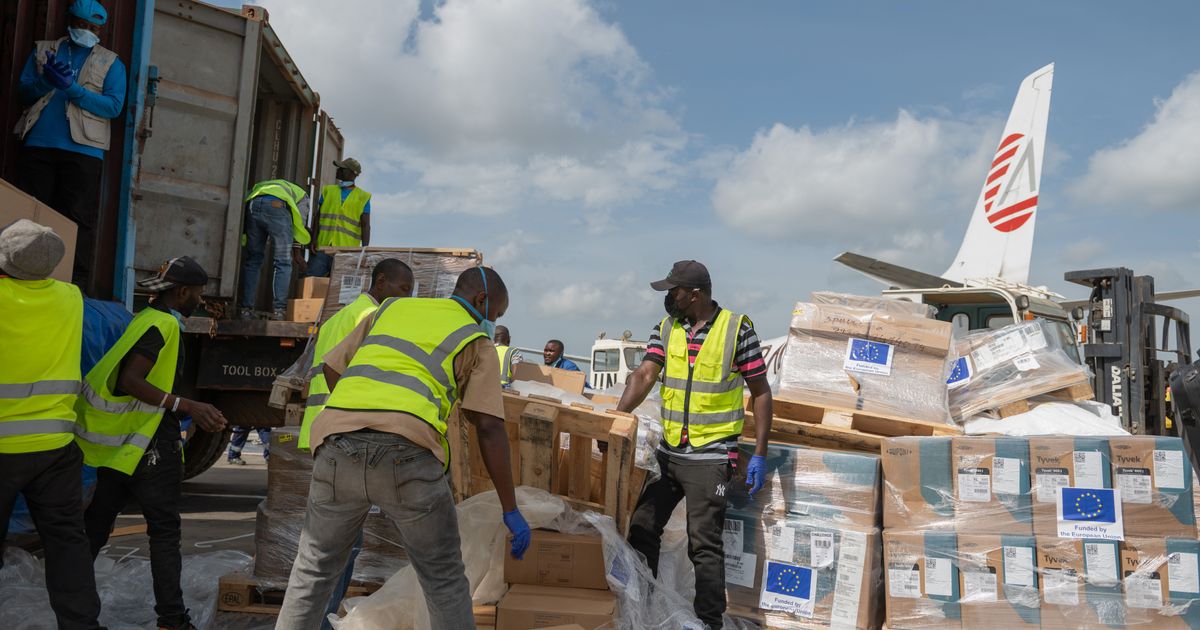 Aid supplies reach heart of Congo’s Ebola outbreak as WHO head travels ...