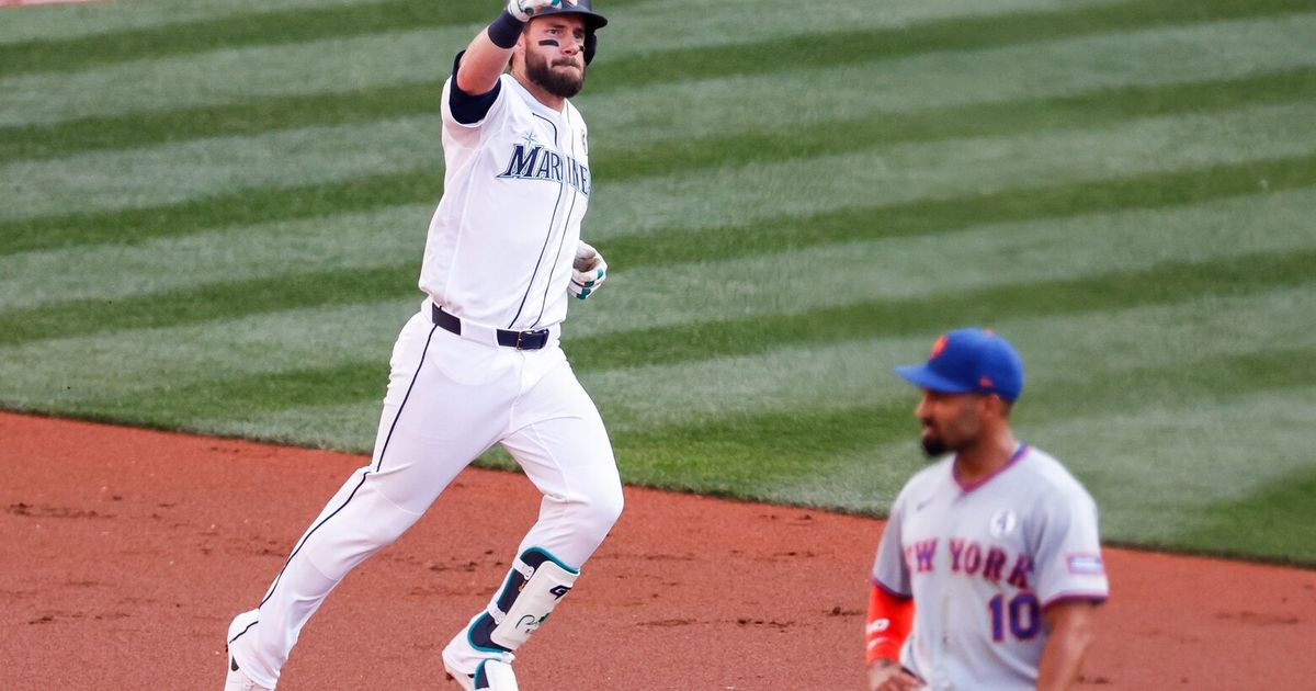 Mariners hammer Mets with homers for 8th straight win | The Seattle Times