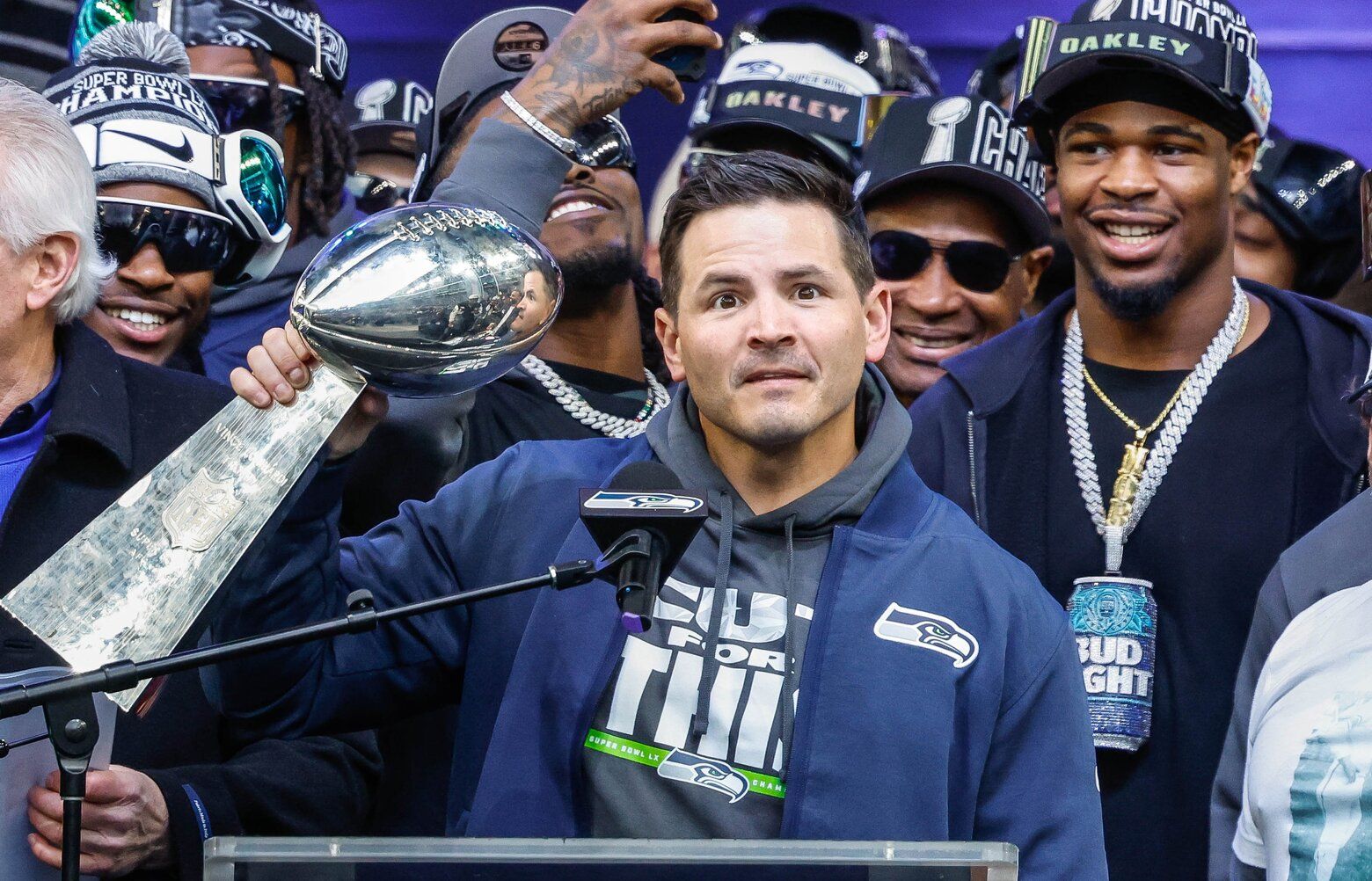Seahawks could have new bidder in financier Todd Boehly, report says ...