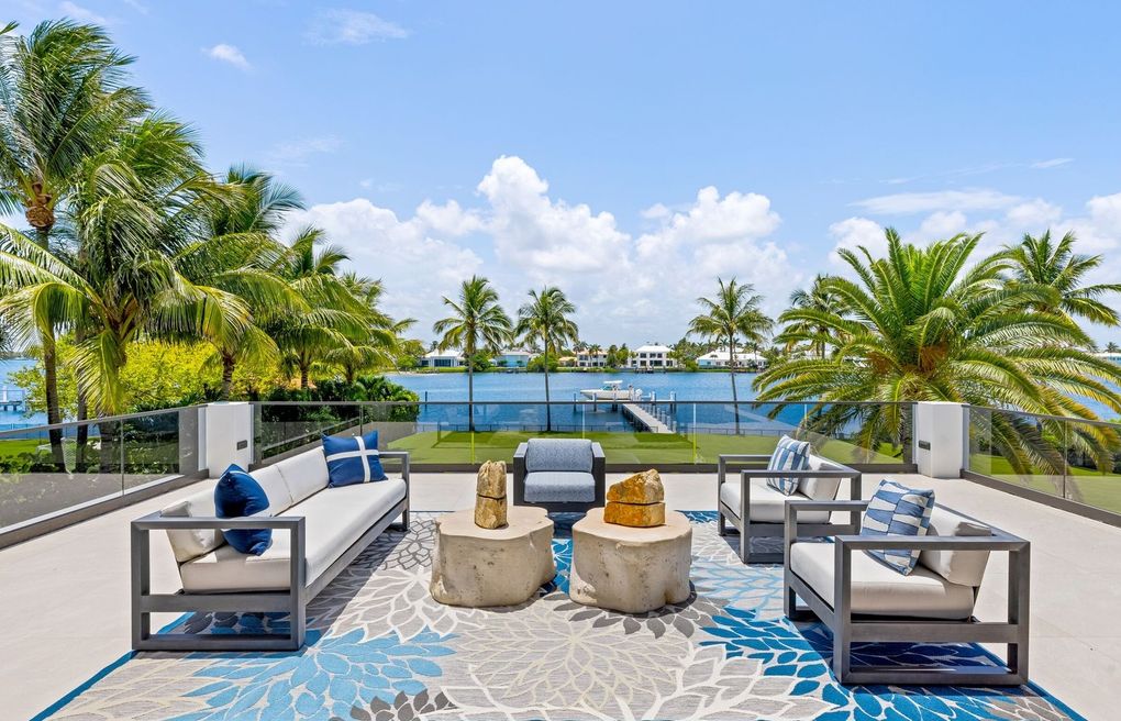 Gabe Newell, founder of Bellevue’s Valve, buys $70.8M Florida mansion ...