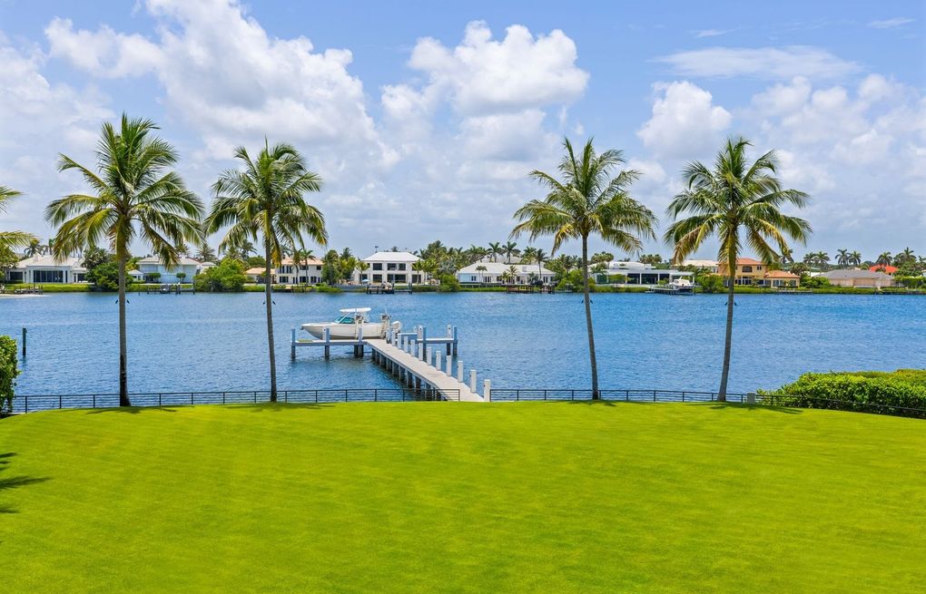 Gabe Newell, founder of Bellevue’s Valve, buys $70.8M Florida mansion ...